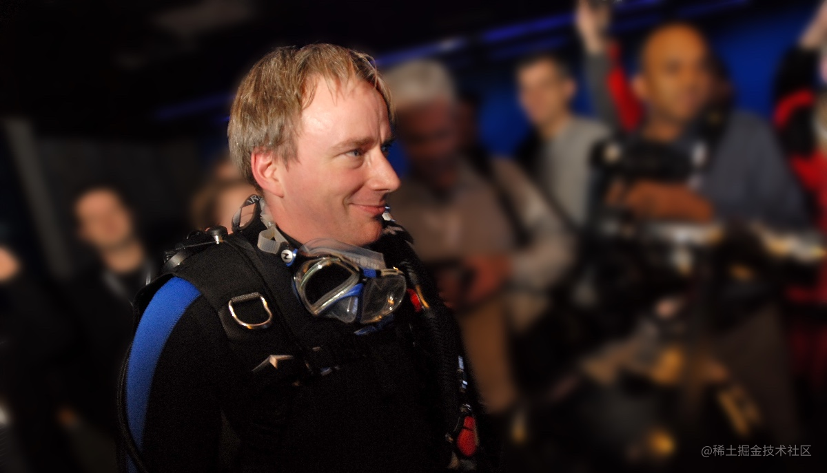 Interview the father of Linux again after 25 years - Moment For Technology